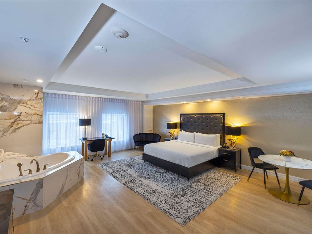 Refined Rooms at Halifax Tower Hotel